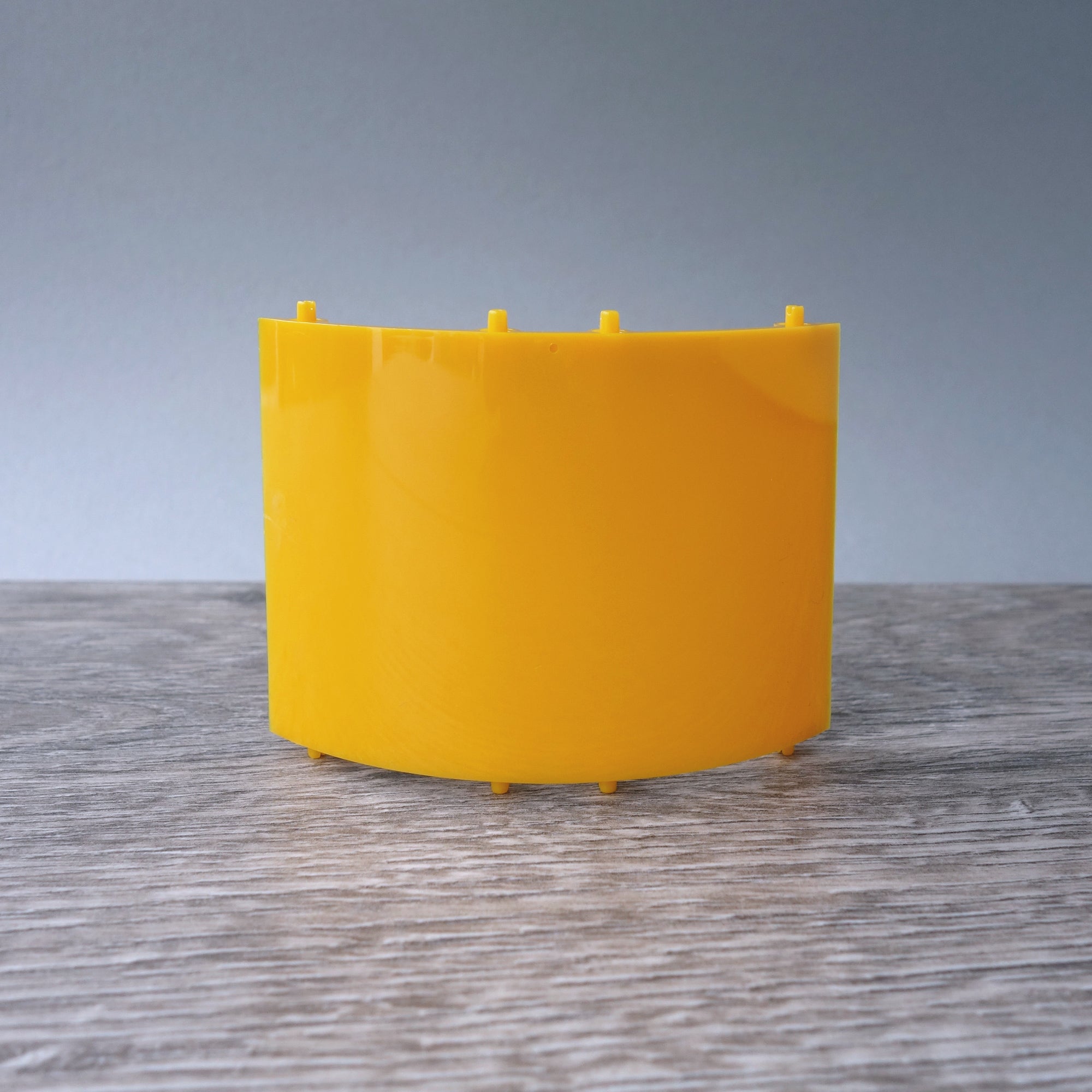 Curved Melon Yellow Wall Panel 2.11 – Arckit